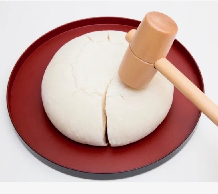 Kagami Biraki: Making and Breaking Mochi – Chanoyu Decoded